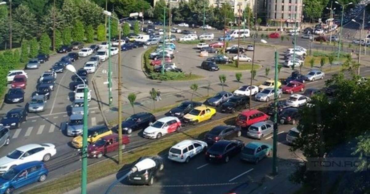 A doua zi de blocaje in trafic, la Timisoara. PSD ii cere lui Robu sa ...