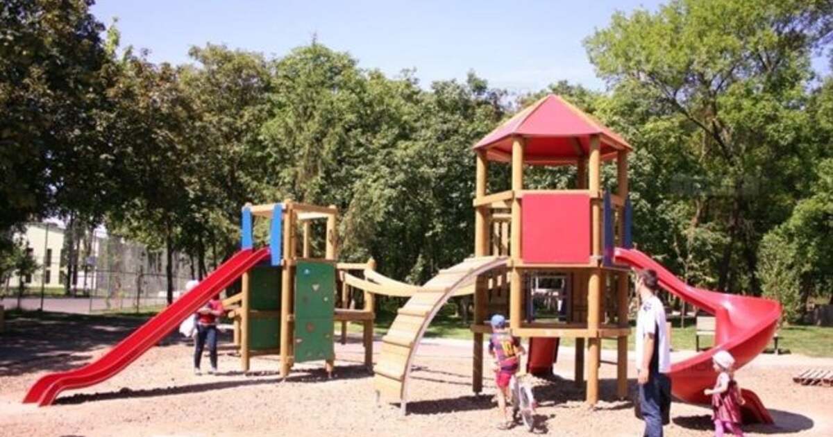 Parc din Timisoara in bezna, dupa o reabilitare de peste 1 milion de ...
