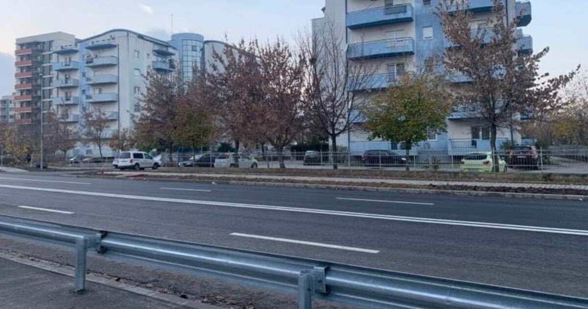 Firma care a lucrat pe Grigore Alexandrescu, obligată în primă instanță ...