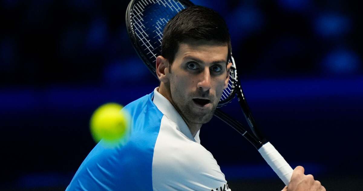 Novak Djokovic continuă să lupte pentru al 10-lea titlu împotriva lui Alex de Minaur, la ...