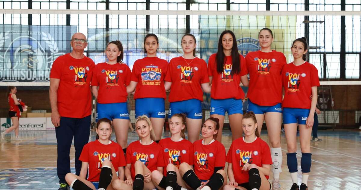 FOTO. Clubul Sportiv Școlar Lugoj, campioana României la volei junioare ...