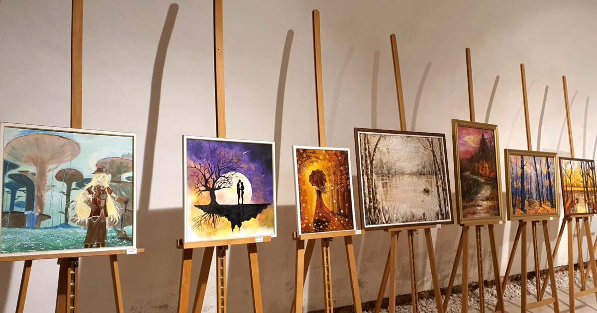 Elevii pictorului pompier Andrei Moga expun la Bastionul Theresia din ...