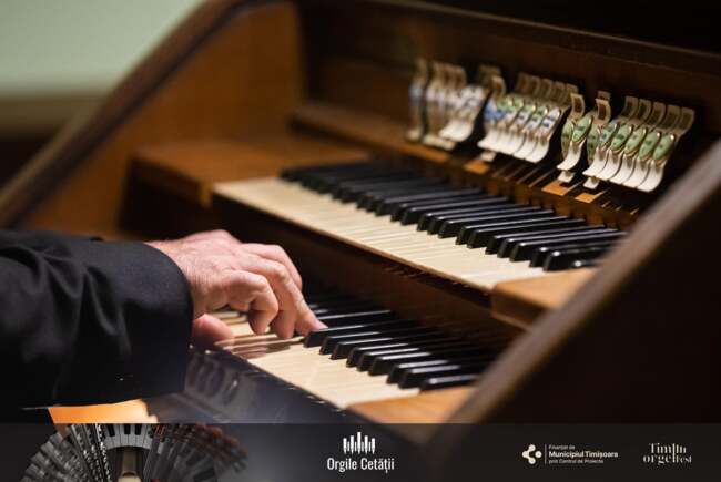 Dudukul, unul dintre cele mai vechi instrumente, va acompania orga la a ...