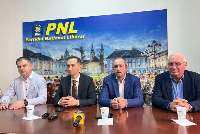 Cristian Rusu va fi candidatul PNL al Primăriei Dumbrăvița. Este susținut de fostul primar ...
