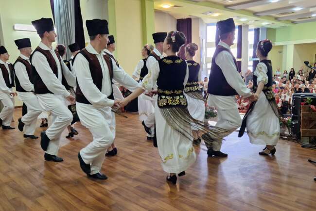 Festivalul-concurs „Lada cu Zestre” continuă la Giarmata Vii și la ...