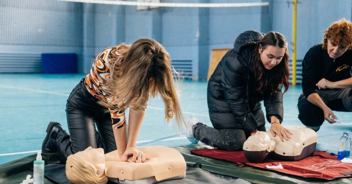 Aproape 7.000 de elevi timișoreni au făcut cursuri de prim-ajutor în ...