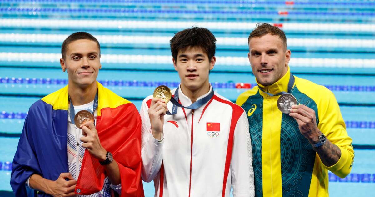 David Popovici a câștigat medalia de bronz în proba de 100 de metri liber la natație - Tion