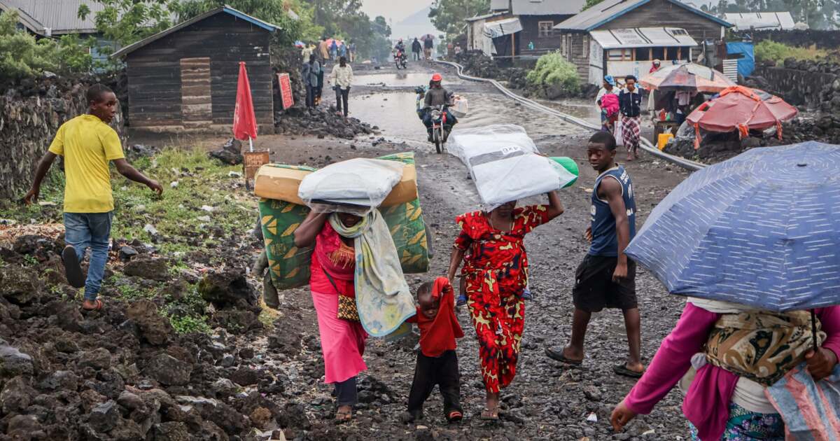 Mai mulți români sunt blocați în R. D. Congo - Tion