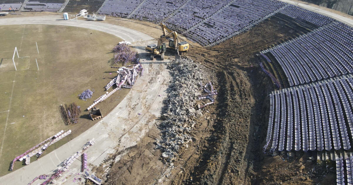 Stadionul „Dan Păltinișanu”: Pirtea și Popoviciu îl susțin, Bolojan ...