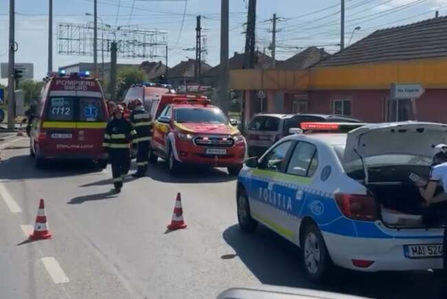 Accident la Lugoj. Adolescentă de 16 ani, rănită după ce motociclul pe ...