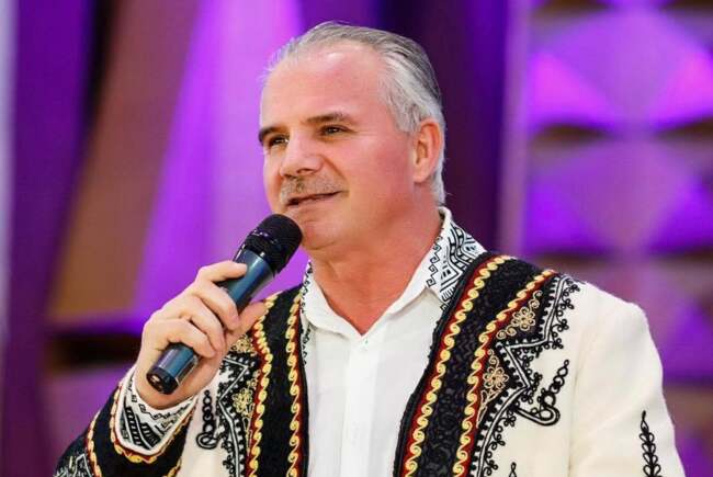 Petrică Miulescu Irimică și alți soliști de fală urcă pe scenă la ...