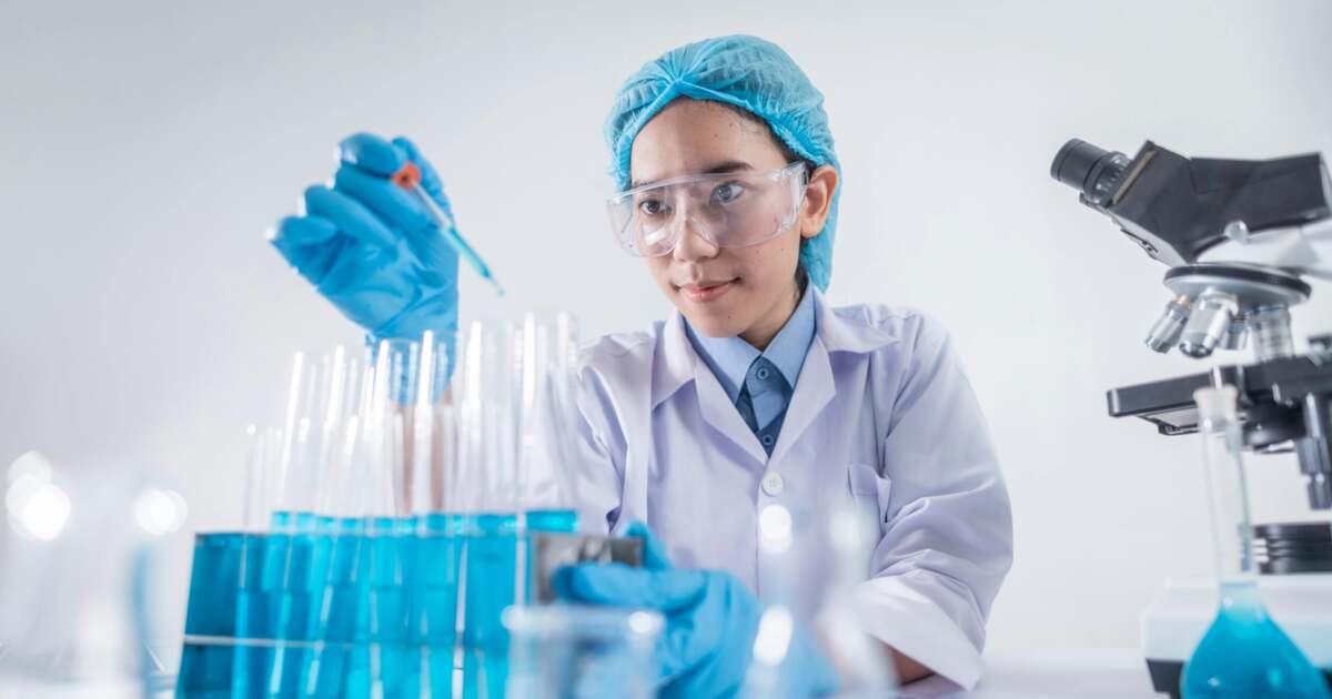 OncoHelp Summer School: peste 400 de specialiști dezbat viitorul tratamentului cancerului - Tion