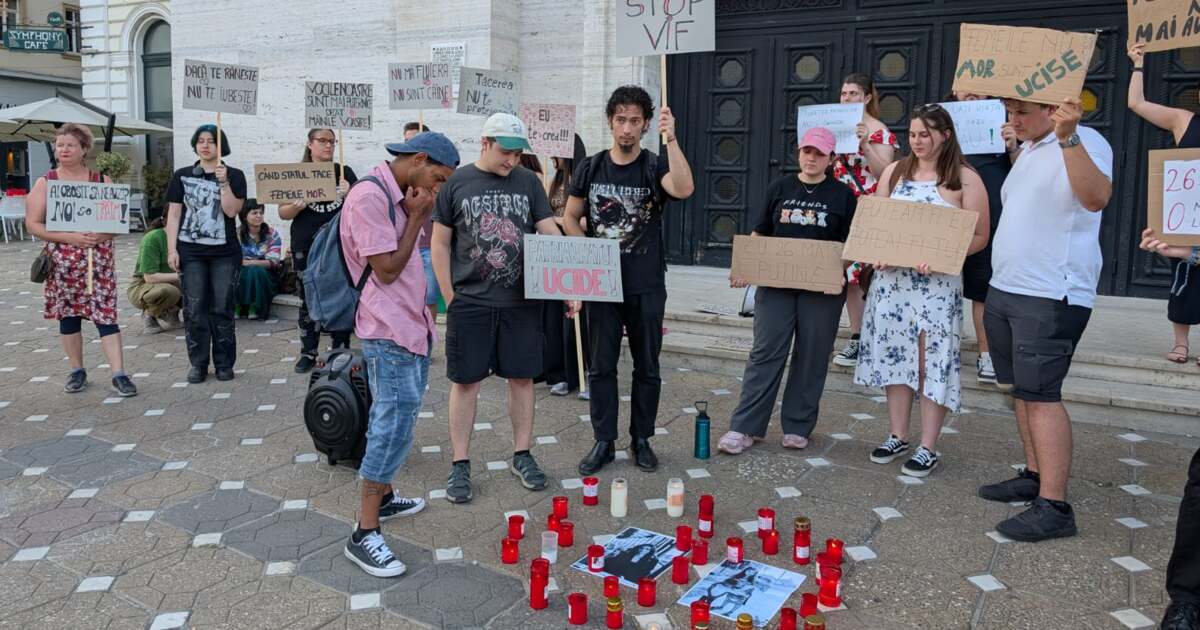 VIDEO. Protest pașnic în Piața Victoriei. Fiecare „și-a meritat-o” e un ...