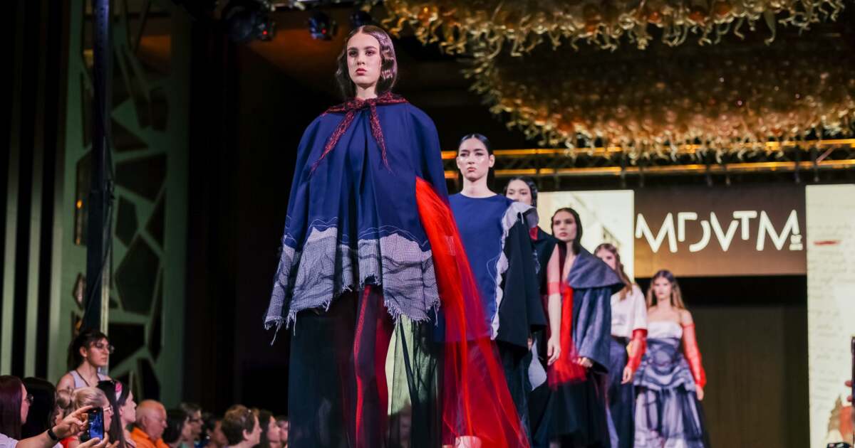 De la schiță la catwalk: Gala absolvenților de Modă, la Iulius Congress ...