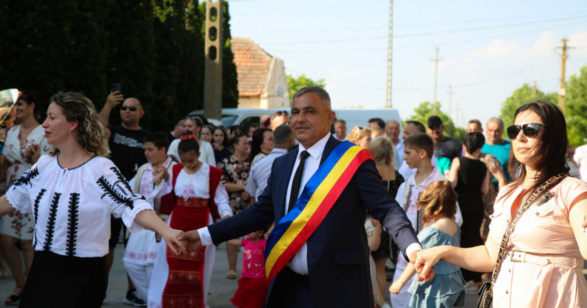 Ioan Breje, primar Checea: „Un parc fotovoltaic va acoperi aproape 100% ...