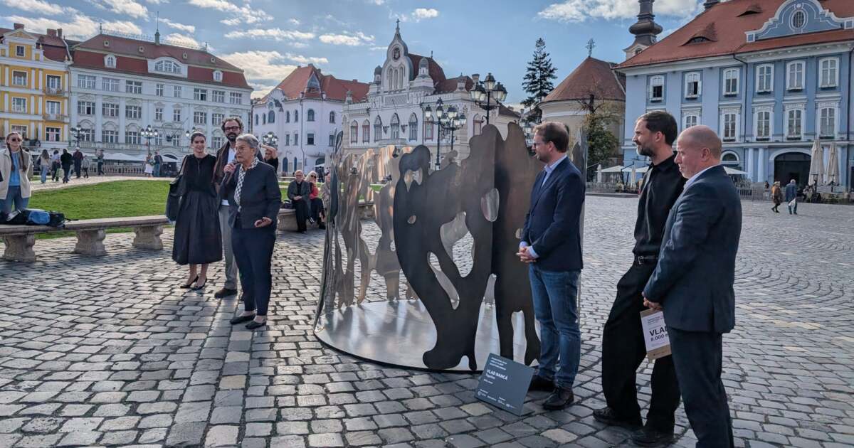 FOTO. Vlad Nancă a primit premiul Sculptura Anului 2025, decernat de ...