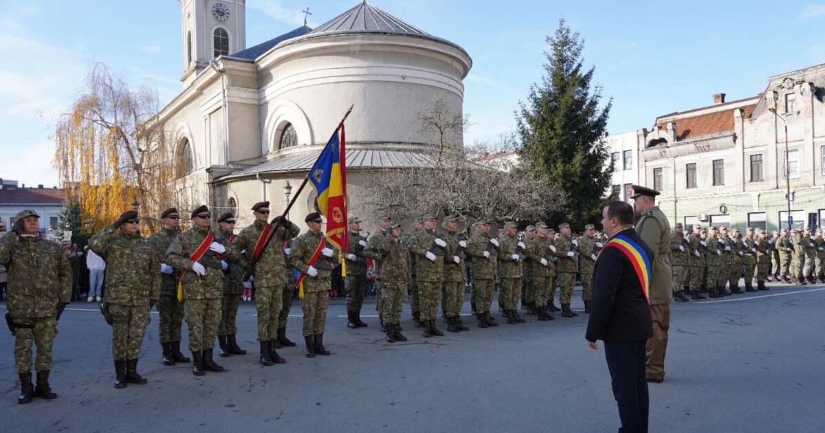 Lugojul celebrează Mica Unire: ceremonie solemnă și „Hora Unirii” în ...