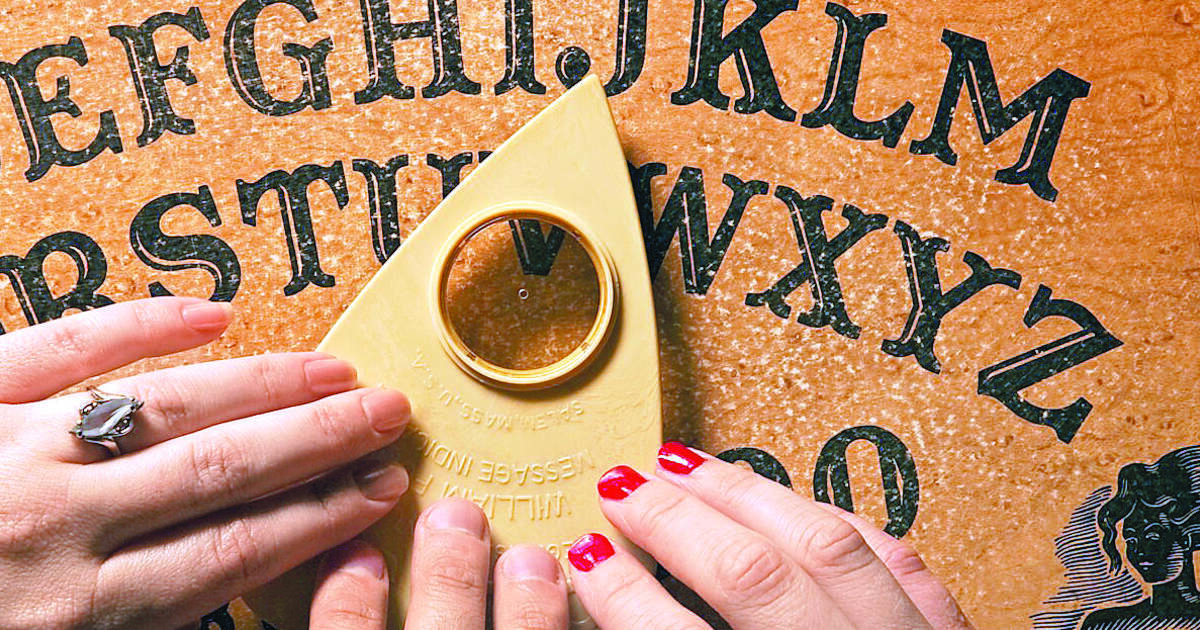 Ouija: De la joc de salon la simbol al supranaturalului - Tion